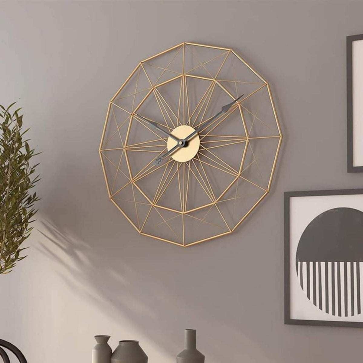 Polygon Geometric Metal Wall Clock - West Attic